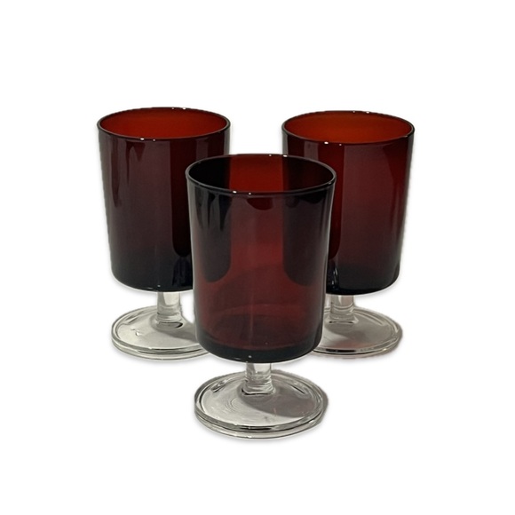 Kitchen | Set Of 3 Vintage Arcoroc France Ruby Red Pedestal Juice ...
